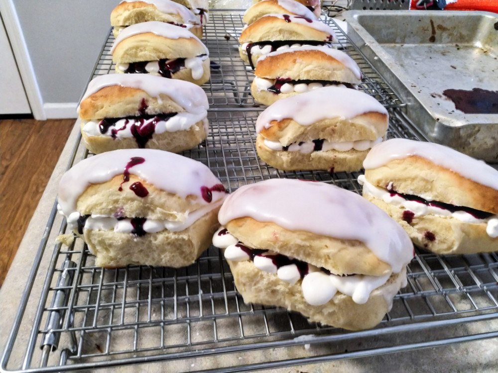 GBBO - Iced Fingers - Cupcakes for Dinner